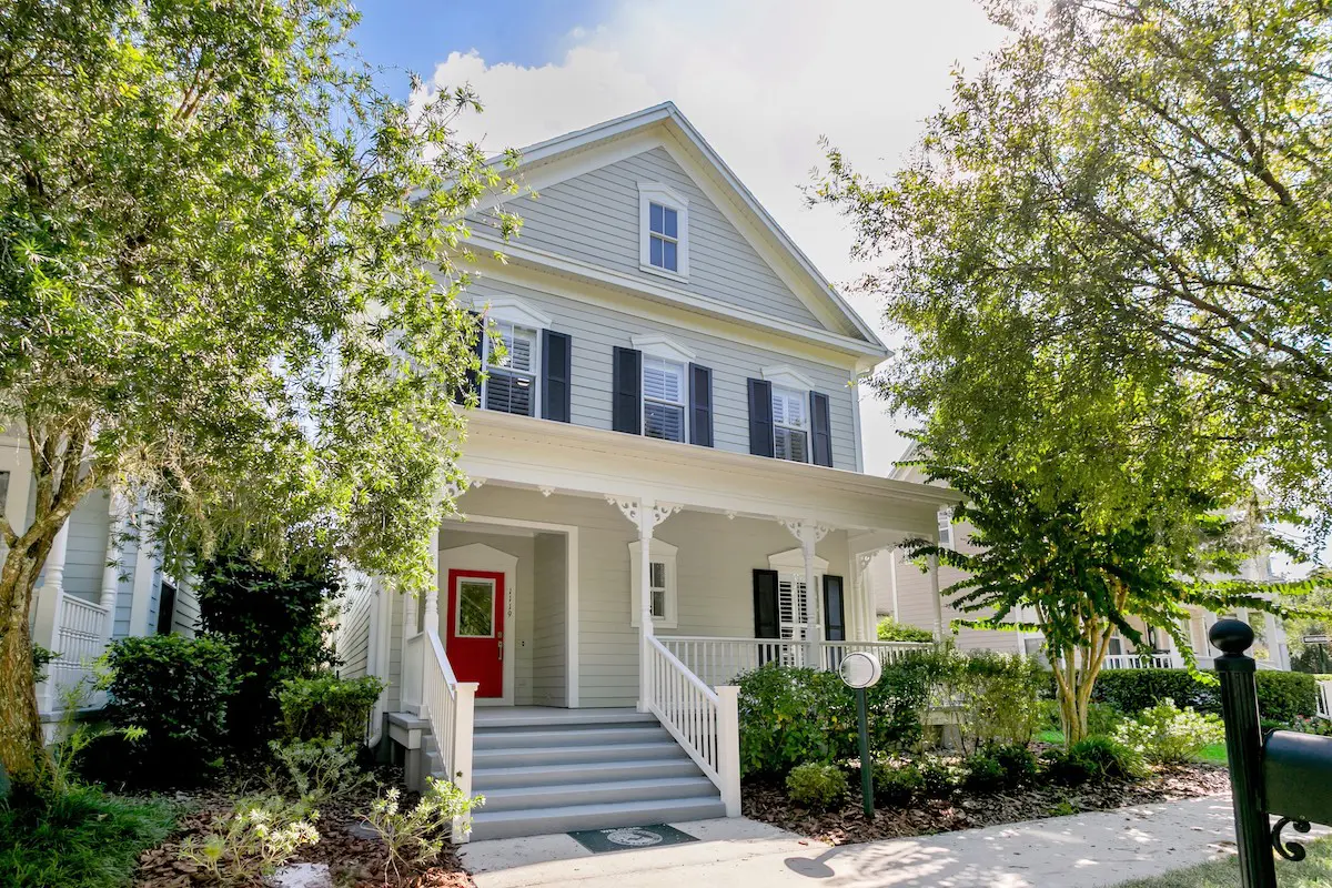 Staging Your Entryway to Sell Your Home - MHM Professional Staging